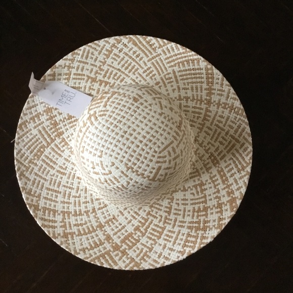 Time and Tru | Accessories | New Womens Two Toned Straw Hat | Poshmark